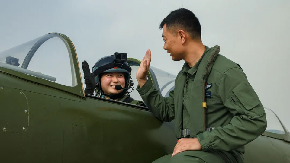 First female PLA-N carrier pilots | The Australian Naval Institute