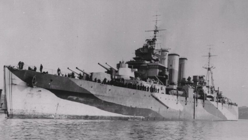 HMAS Canberra and HMAS Shropshire – “Never Say Die“ | The Australian ...
